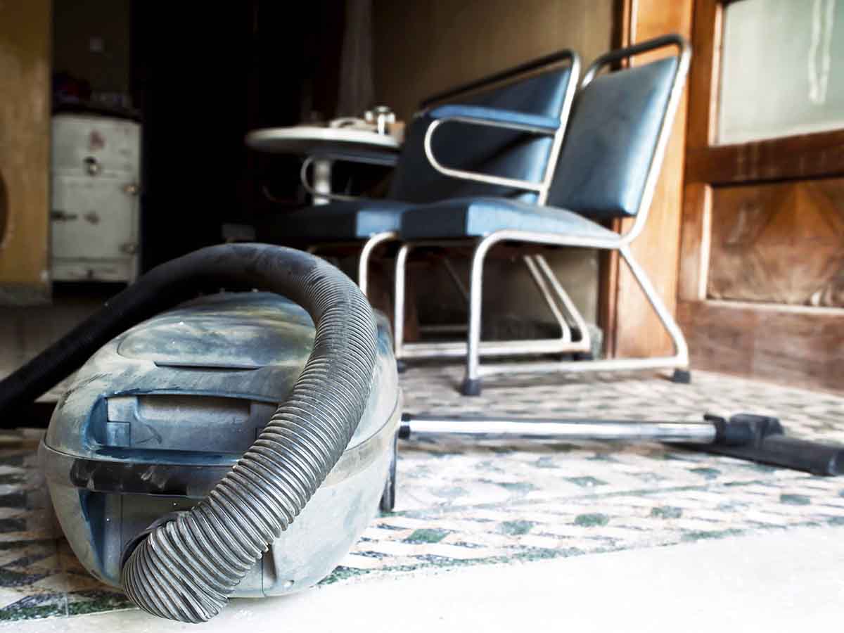 9 Reasons Why Old Houses Are So Dusty (+Dust Control Tips) – Architecture